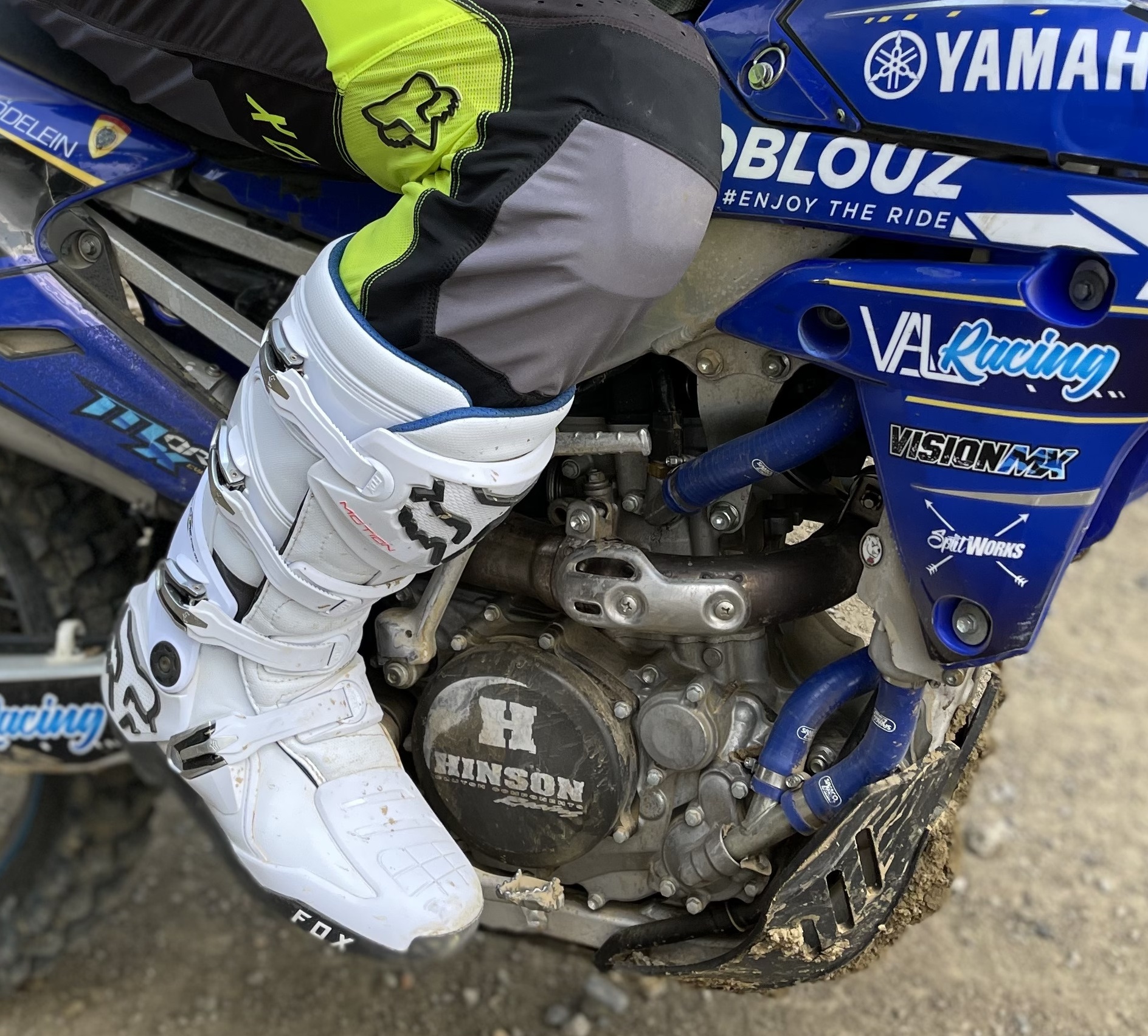 à l'essai : les bottes Fox Motion 2022 ~ EnjoyTheRide