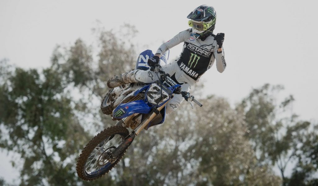 Choosing the right cross mask ~ EnjoyTheRide